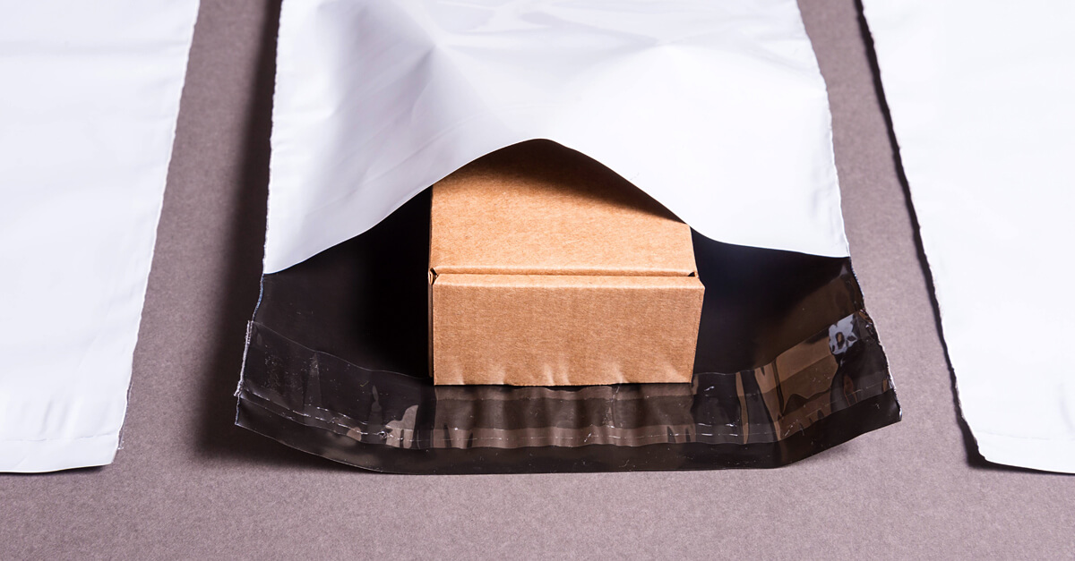 Poly Mailer Machine | Mailing Bag Making Machine | S-DAI